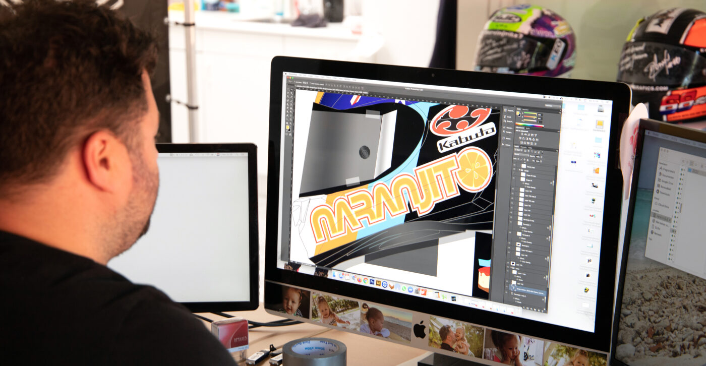 Home - SLGrafics - Helmet design, Helmet painting & Racing design